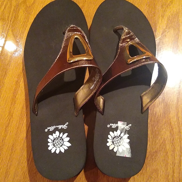 Yellow Box | Shoes | Yellow Box Sandals | Poshmark